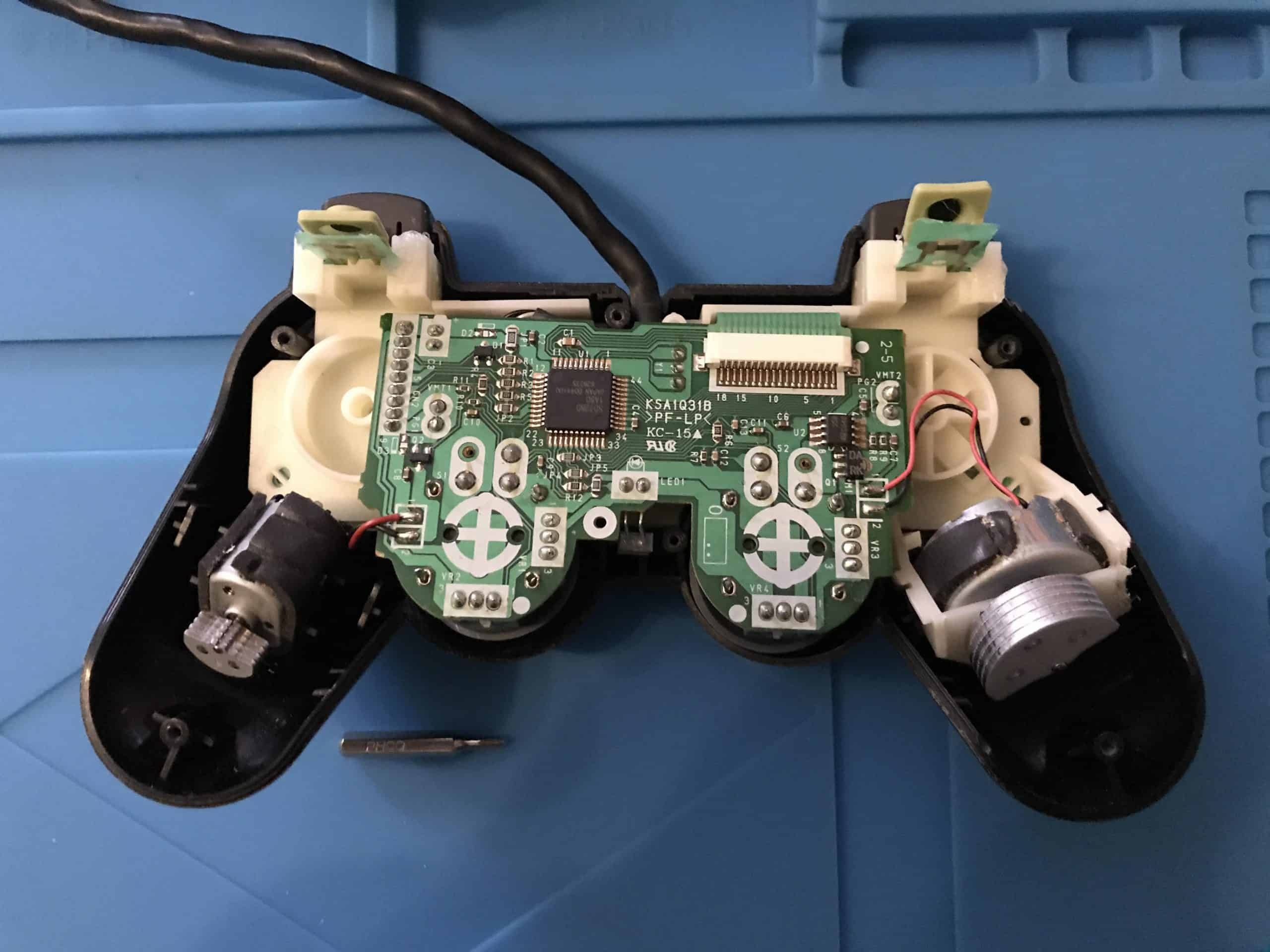 Easy PS2 analogue stick mod - retro-gamer.club